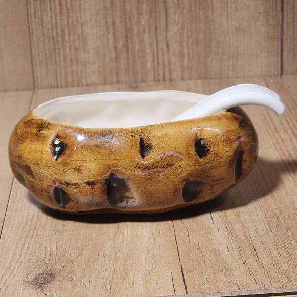 hand made | Kitchen | Vtg Handmade Baked Potato Shaped Ceramic Gravy ...